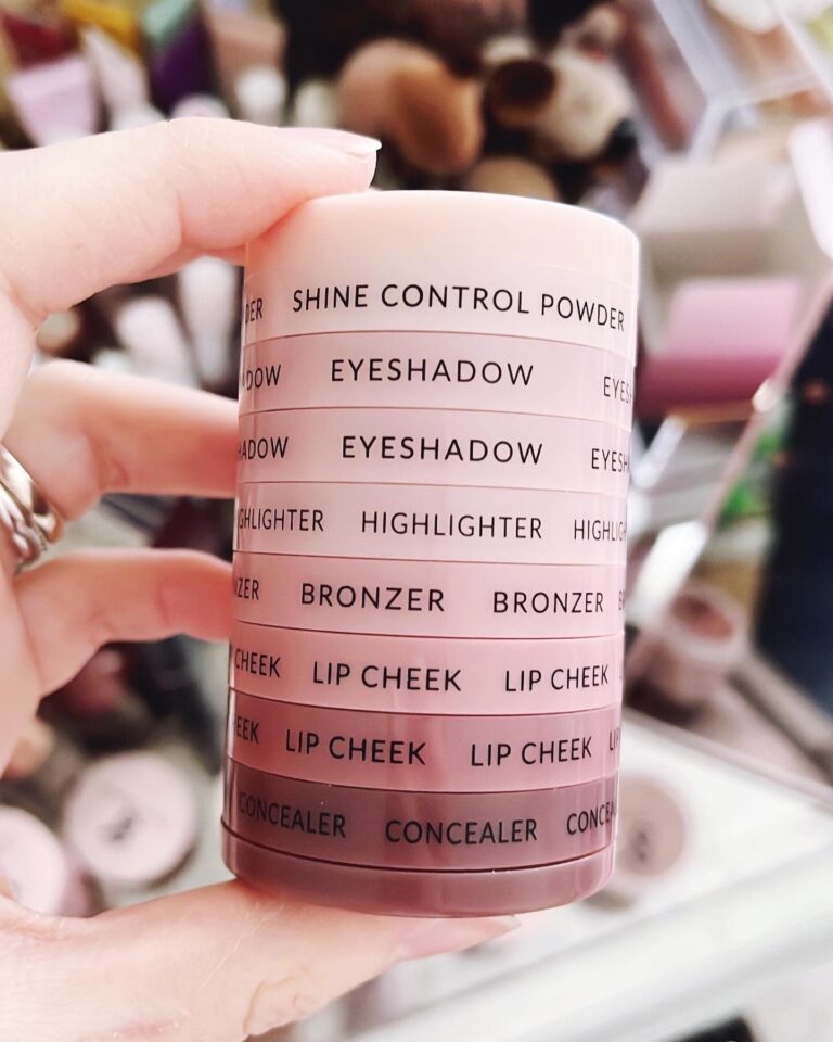 Subtl Beauty Portable Makeup Stack Review - The Beauty Minimalist